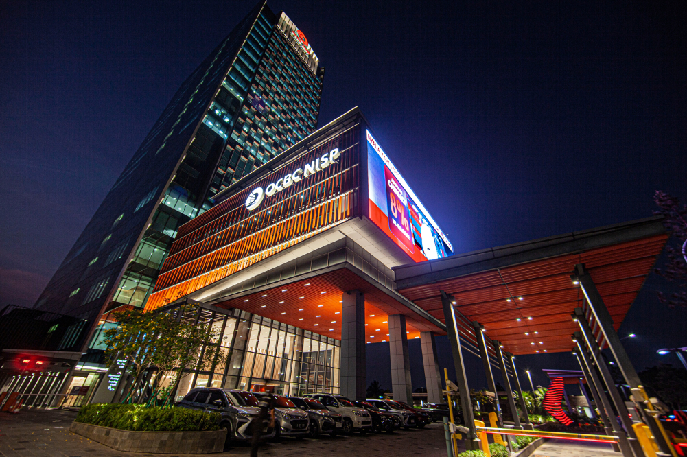 OCBC NISP Office - Anggara Architeam